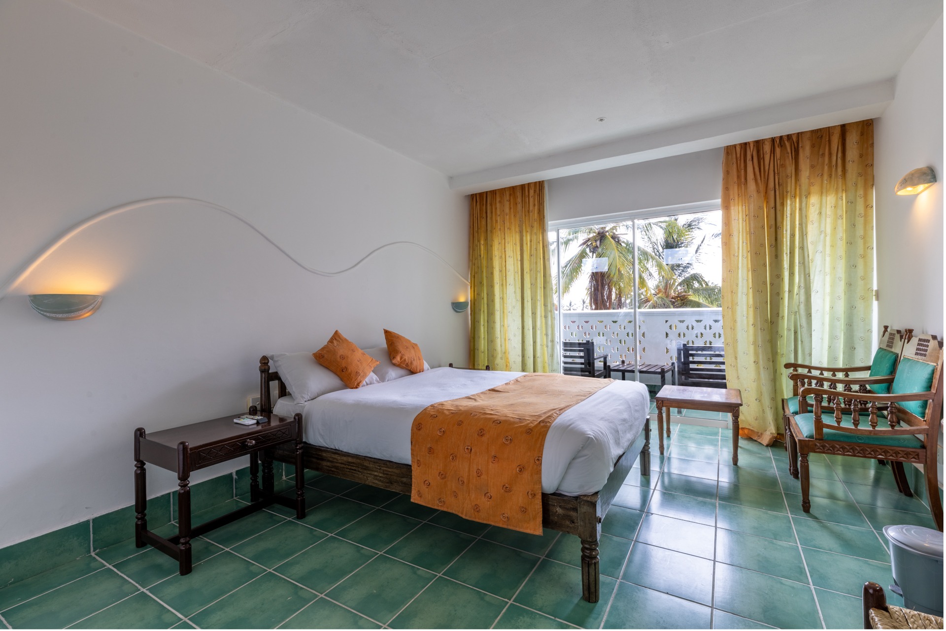 Budget-Friendly Stays with World-Class Amenities